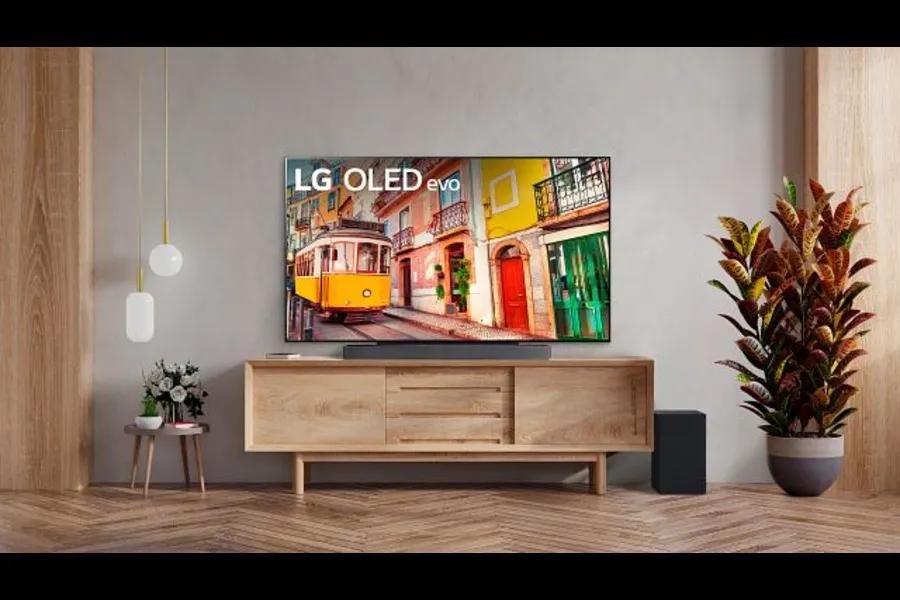 42 inch LG OLED evo AI C4 4K Smart TV 2024 - OLED42C4PUA | LG USA