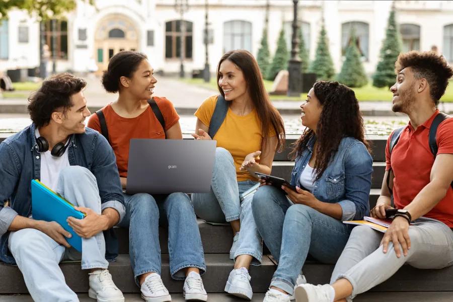 Higher Ed Solutions | LG US Business