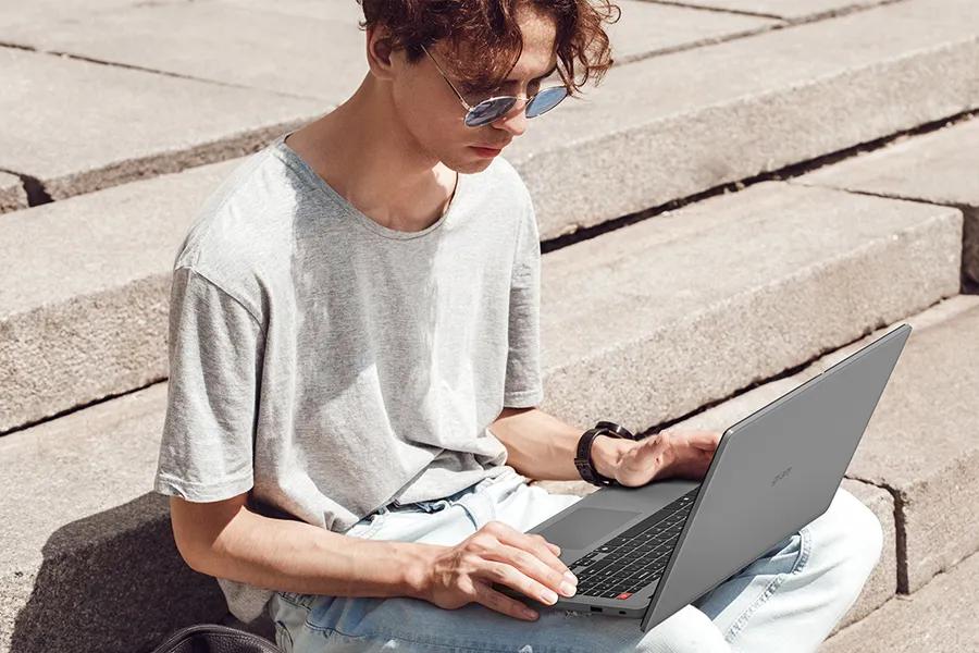 15.6" gram Book laptop - 15U50T-G.ARS2U1 | LG USA