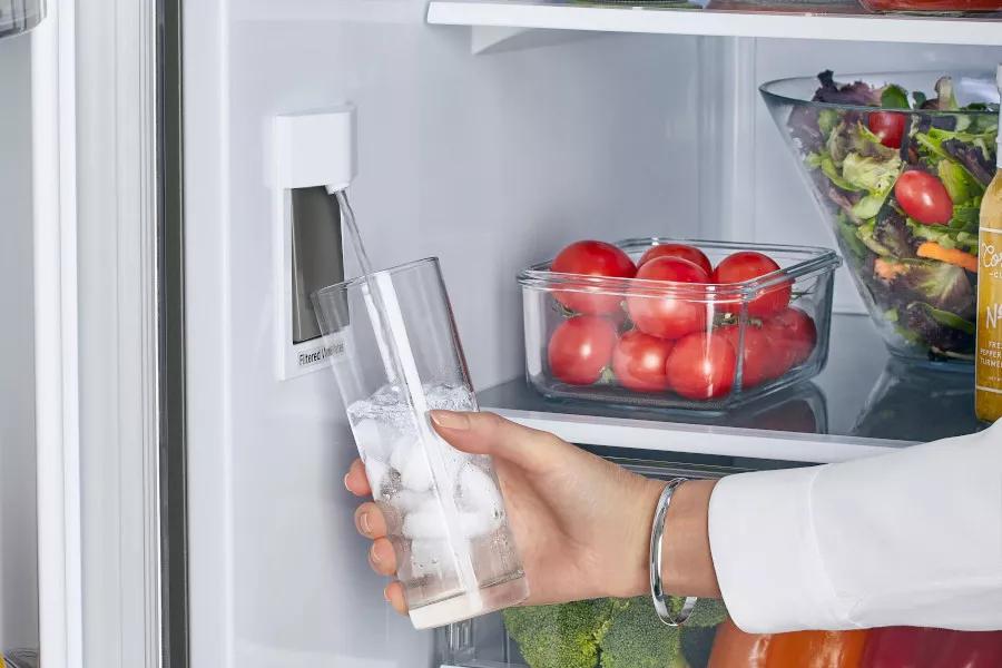 26 cu. ft. French Door Refrigerator - LF26C8210S | LG USA