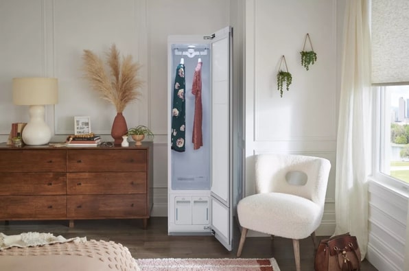 LG Styler® Steam Closet - S3CW | LG USA LG Styler® Steam Closet - S3CW | LG USA